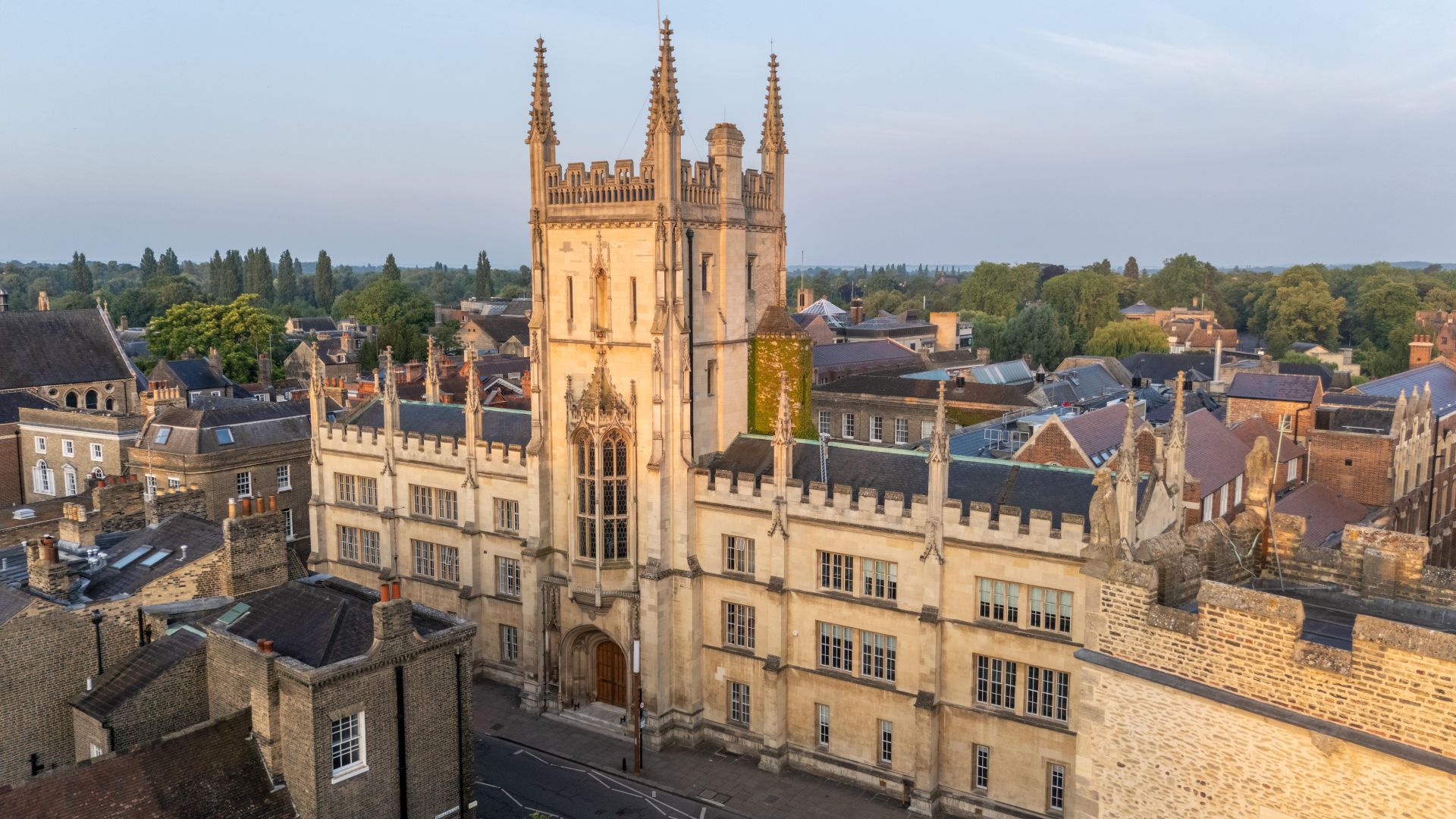 The Pitt Building - tobook recommends